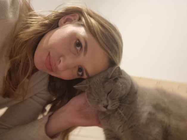 Vanlife: Janine Mehner reist mit Katze Flynn durch Europa