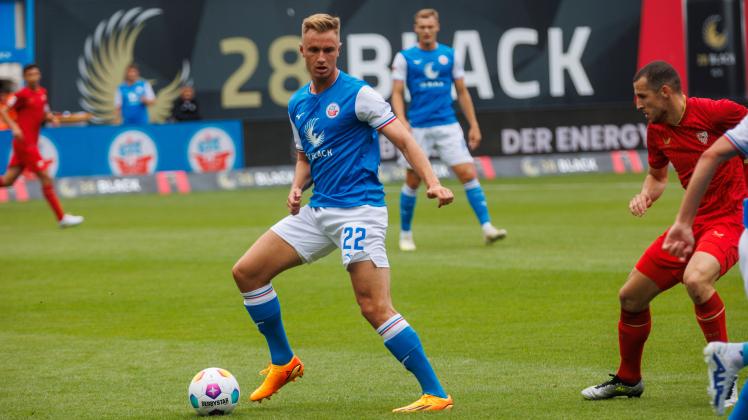 Jasper van der Werff will bei Hansa Rostock wieder durchstarten | NNN