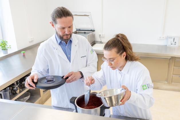 Osnabrück: Fleischersatz und Versuchsküche bei Plantly Butchers