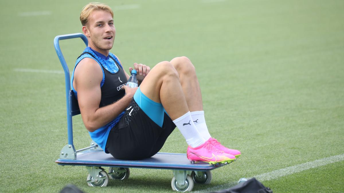 Holstein Kiel: Timo Becker ist zurück und bereit für Schalke 04