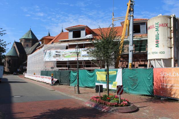 Nach Großbrand: Wohn- und Geschäftshaus in Rhede im Wiederaufbau