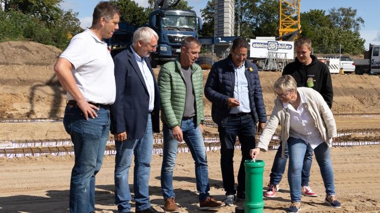 Grundsteinlegung in Bordesholm: Platz für die Brüggemann-Schule
