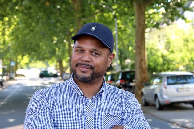 Rapper Steveski aus Osnabrück veröffentlicht sein Debüt-Album