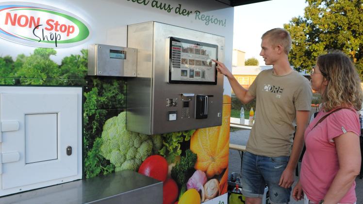 Neuer Automat an der B214 in Gehrde bietet regionale Produkte