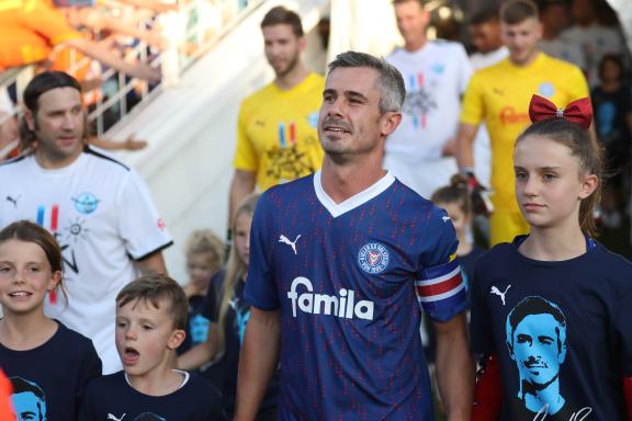 Die schönsten Bilder vom Abschiedsspiel von Fin Bartels