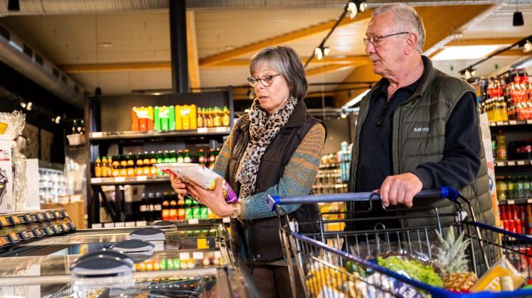 „Skimpflation” im Supermarkt: Das steckt hinterm Herstellertrick