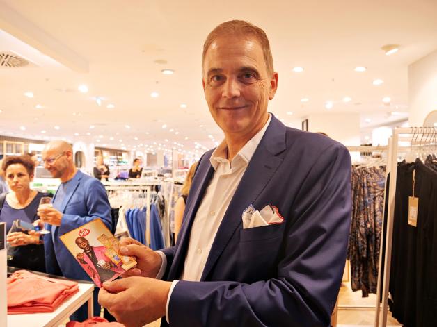 Modenschau bei L&T: Bruce Darnell erstmals in Osnabrück