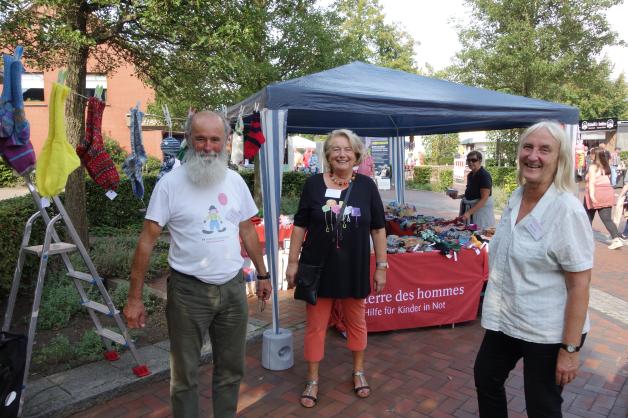 Lächelnde Gesichter auf dem Ganderkeseer Herbstmarkt 2023 | DKO
