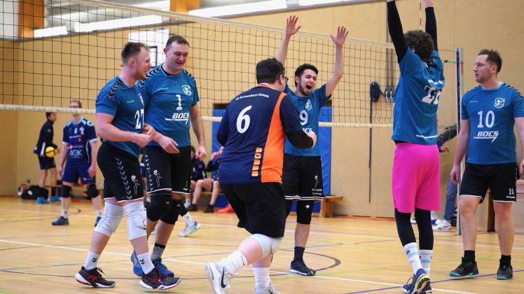 Delmenhorst-Stenum kehrt in eigener Halle in die Oberliga zurück