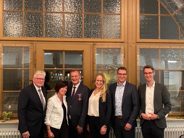 Edmund Tesch in Bad Rothenfelde mit Bundesverdienstkreuz geehrt