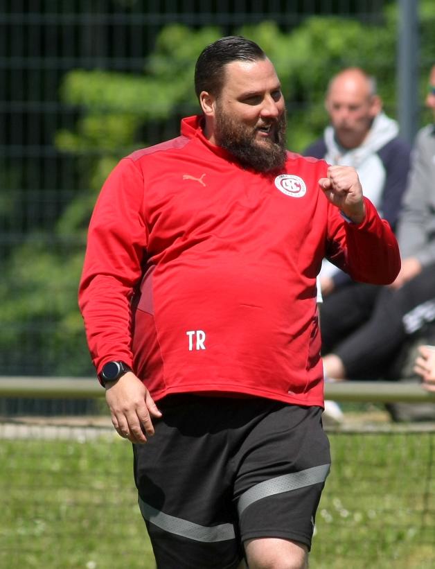 Fußball: Gerüchte um Entlassung von Marcel Korn beim Gettorfer SC | SHZ