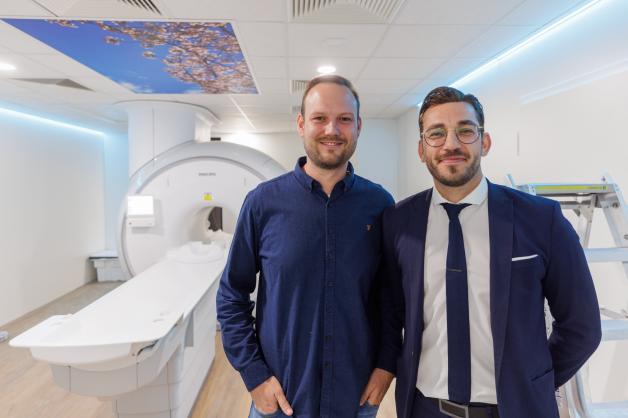 Super-MRT für Elmshorns neue Radiologie kommt mit dem Kran