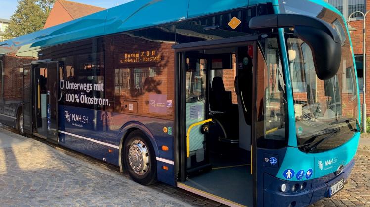 Husumer Verkehrswende: Stadt diskutiert Kauf elektrischer Busse | SHZ