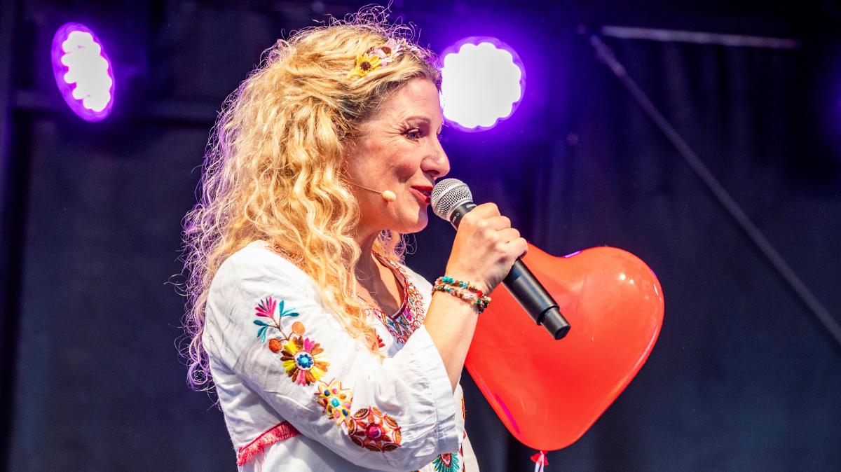 Simone Sommerland übertrumpft Helene Fischer: Wer ist sie?