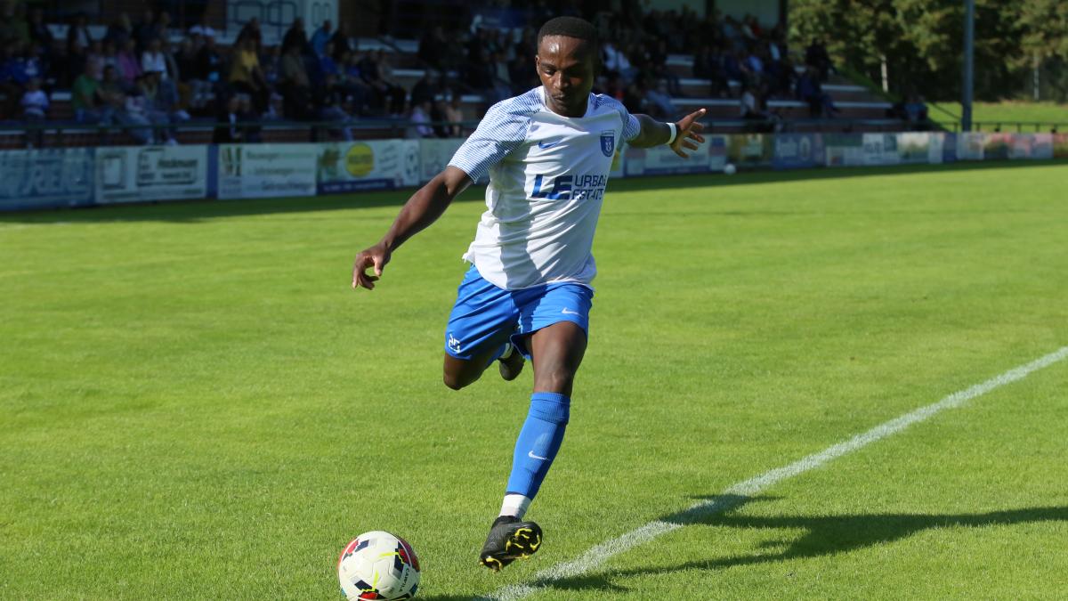 Landesliga: Blau-Weiß 94 Papenburg gegen BV Garrel im Liveticker