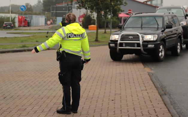 Achtung! Kontrolle: Polizei-Fortbildung an der A7 bei Neumünster
