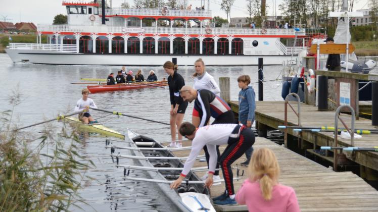 Landesstützpunkt Kappeln: Erfolgreiche Ruderer feiern Abrudern
