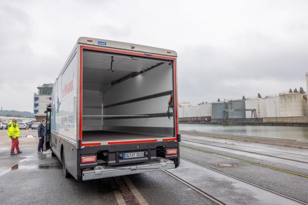 Logistiker Hellmann aus Osnabrück testet Elektro-Lkw