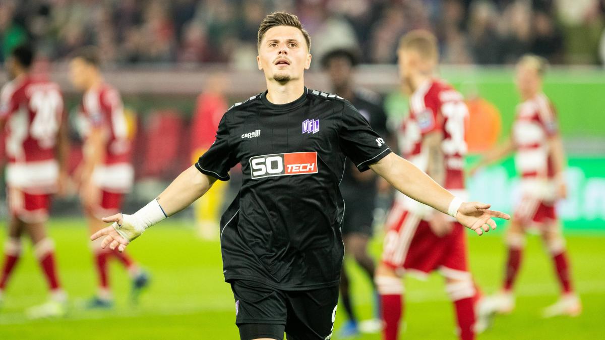 Erik Engelhardt vom VfL Osnabrück: Mittelstürmer im Interview