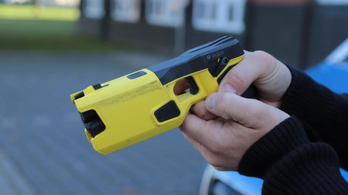 Taser bewähren sich in Neumünster: „Androhung reicht schon aus“