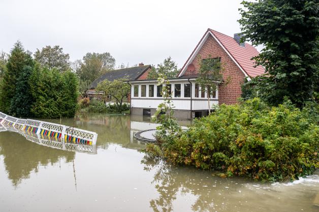 Ostsee-Sturmflut: Deich bei Arnis an der Schlei gerissen