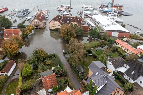 Arnis wurde von Jahrhundert-Sturmflut besonders hart getroffen