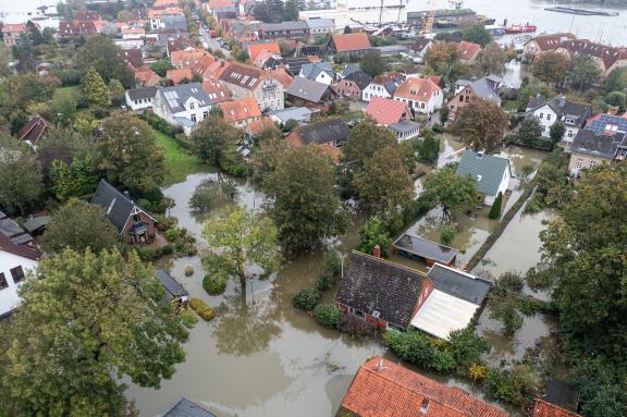 Arnis wurde von Jahrhundert-Sturmflut besonders hart getroffen