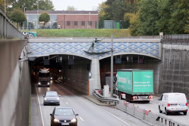 Rendsburger Tunnel Stau