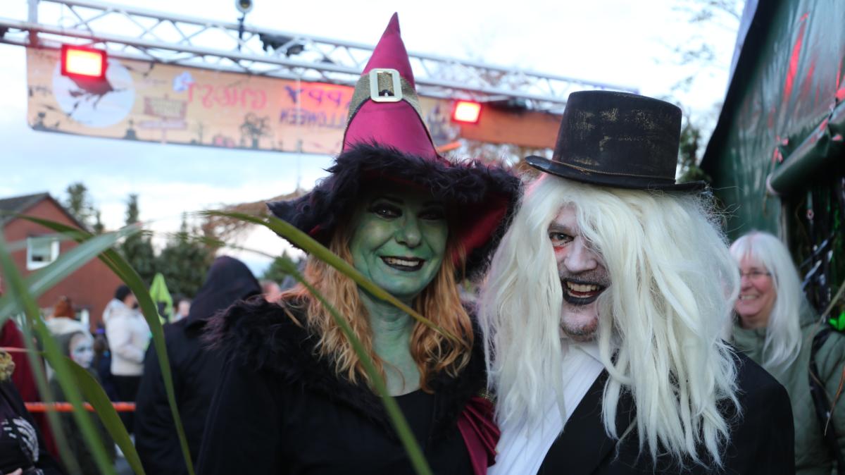 Halloween-Labyrinth in Fleckeby begeistert Hunderte Kinder