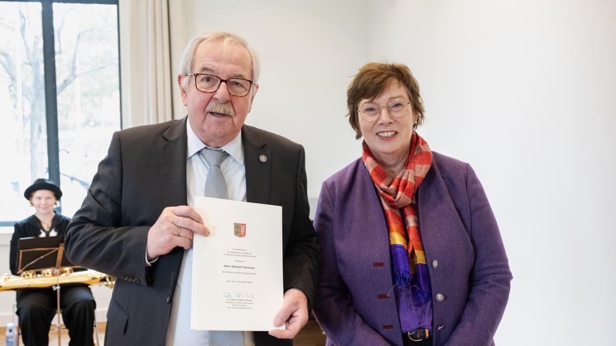 Vom-Stein-Verdienstnadel für Gerhard Thomssen aus Pinneberg