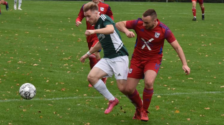 TuS Esens schlägt VfL Stenum mit ruhenden Bällen