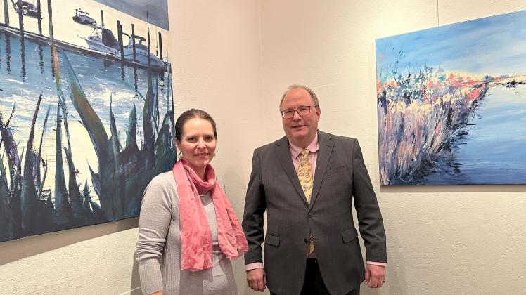 Galerie in Itzehoer Praxis: Sonja Wythe bei Rainer Sempell | SHZ