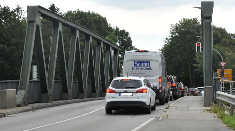 Darum ist die Brücke an der B401 in Surwold schon wieder frei