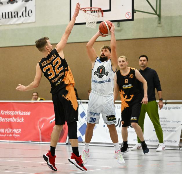 Nach drei Jahren feiert Romello Steffen sein Basketball-Comeback