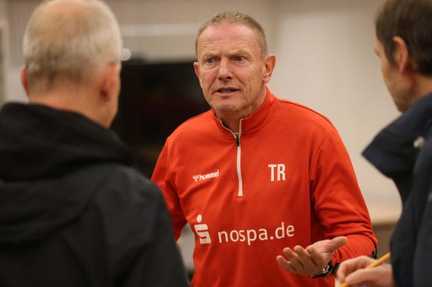 Das erste Training von Torsten Fröhling beim SC Weiche 08 | SHZ