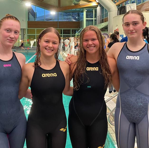 Delmenhorster Schwimm-Staffeln im Hexenkessel auf Medaillenjagd