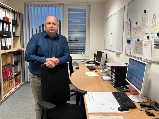 Arne Callsen betreut 83 Geflüchtete in Glücksburg