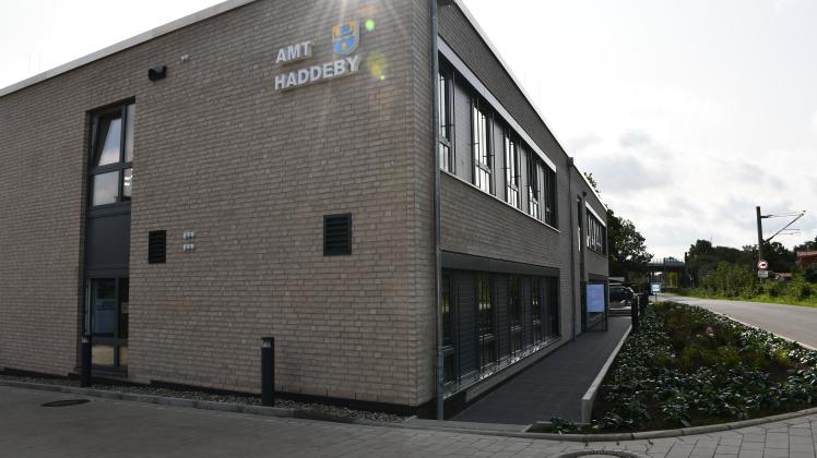 Amt Haddeby plant Wohncontainer für Geflüchtete