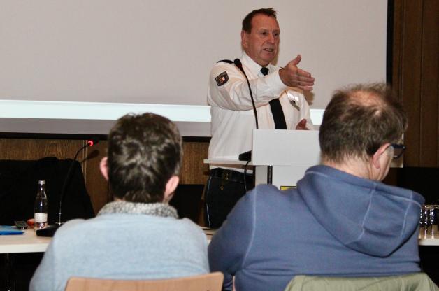 Enkeltrick und Co: Vortrag für Senioren in Leck