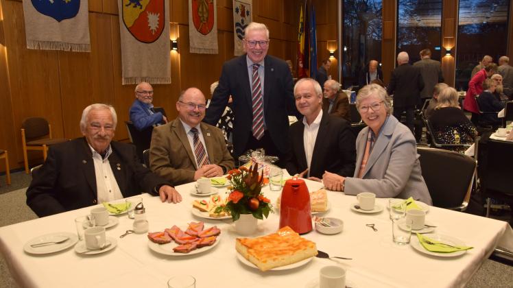Kreis Rendsburg-Eckernförde zeichnet Kommunalpolitiker aus
