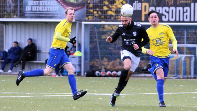 Fußball-Bezirksliga: Heidgrabener SV gewinnt beim SV Eidelstedt