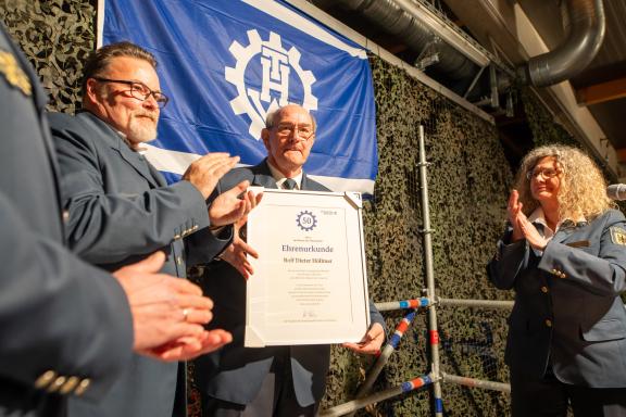 Neuer THW-Chef lädt zur Erbsensuppe ein