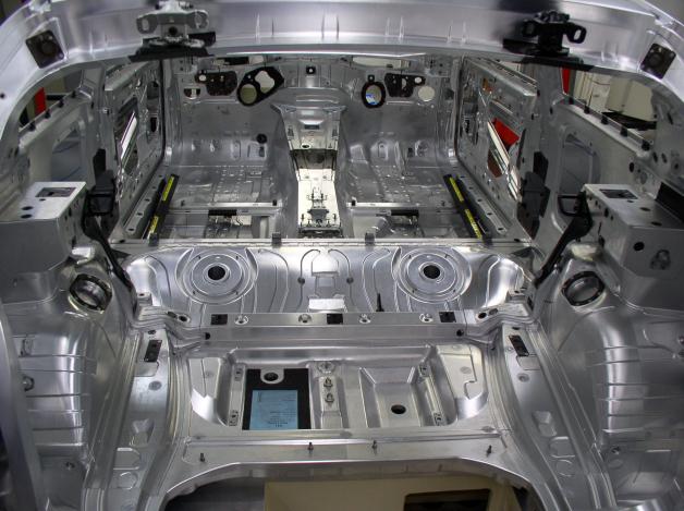 Fabian Willmaring ist bundesweit der beste Azubi im Modellbau