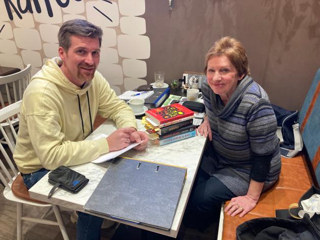 Corona: Skeptikerin diskutiert mit Politiker Uhlen in Bad Essen