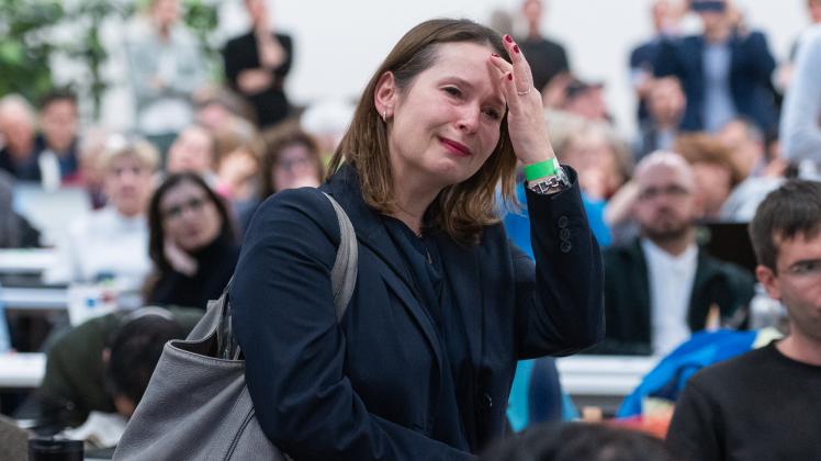 Berlin: Grüne brechen Parteitag ab – Tanja Prinz geht weinend