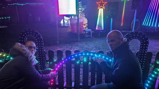 Lichtershow am „Xmas Light Haus“ von Familie Wolfram in Husum