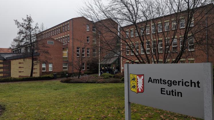Prozess in Eutin: Überraschende Wende in Fall häuslicher Gewalt
