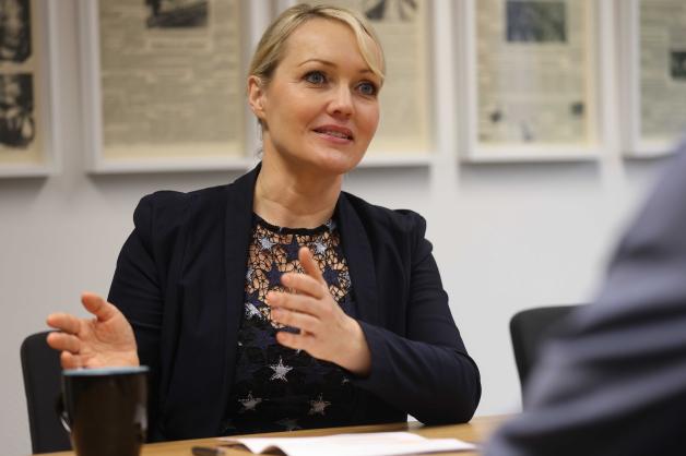 Interview DGB-Chefin Laura Pooth: „2024 wird ein Mega-Tarif-Jahr“