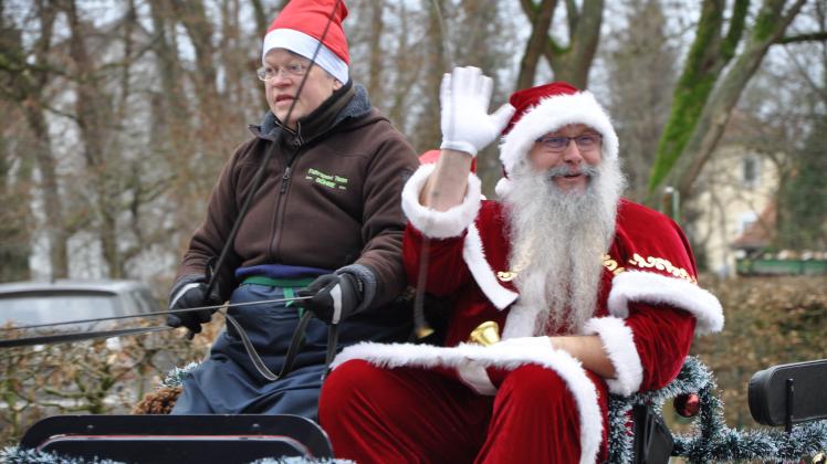 Impressionen vom Adventsbasar an der Burg Wittlage