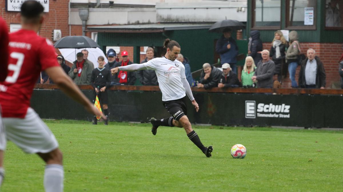 Alexander Sommer hängt die Fußballschuhe an den Nagel